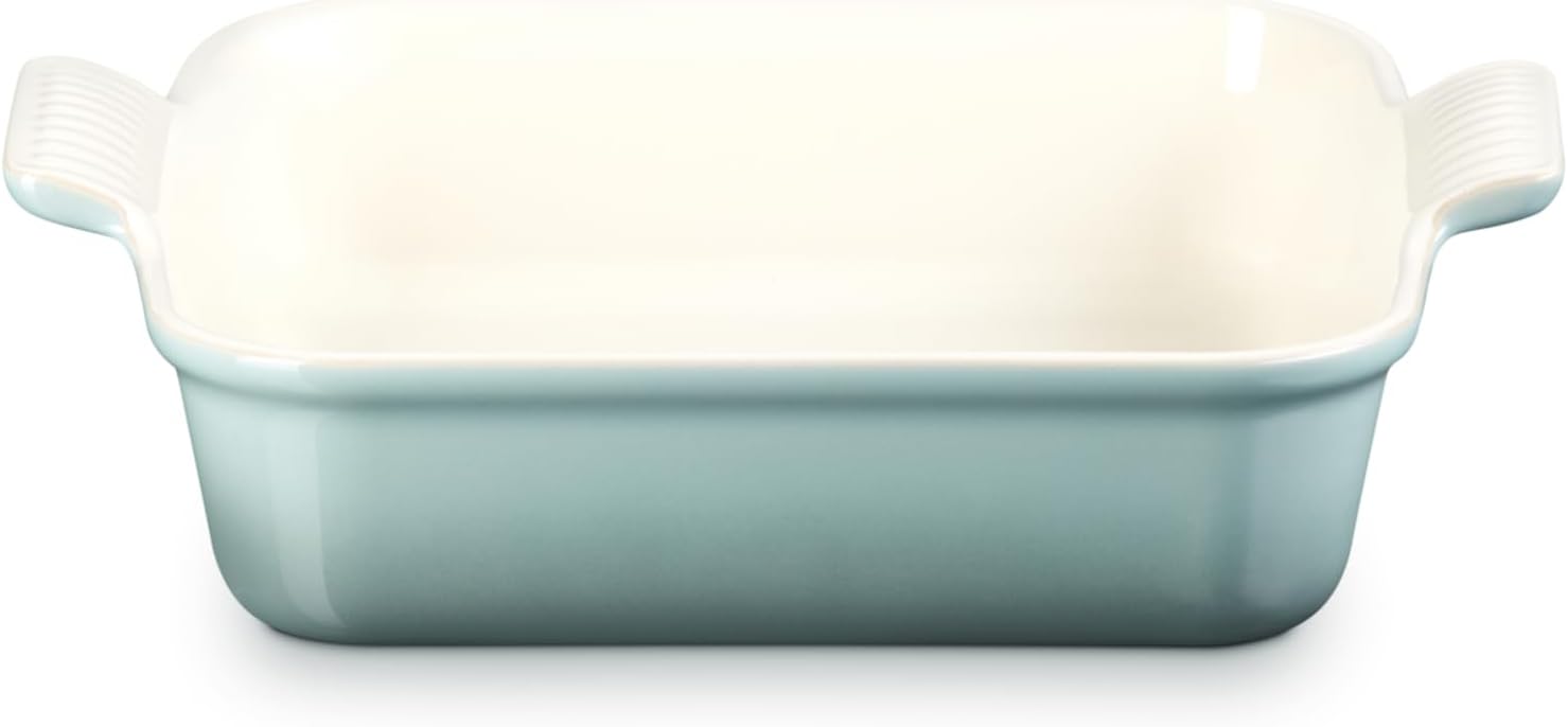 Le Creuset Stoneware 4 PC Heritage Bakeware Set, Cerise(Sea Salt) - Le ...